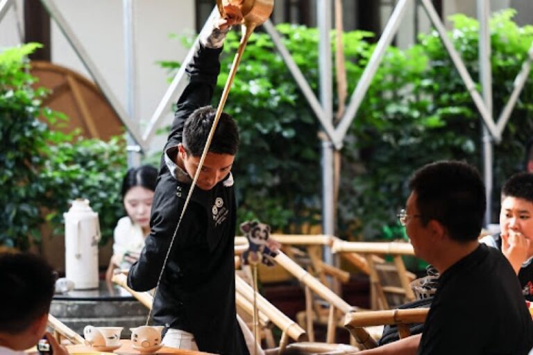 Cosa vedere a Chengdu: visitare la città degli orsi panda in Cina - CHINAHORA